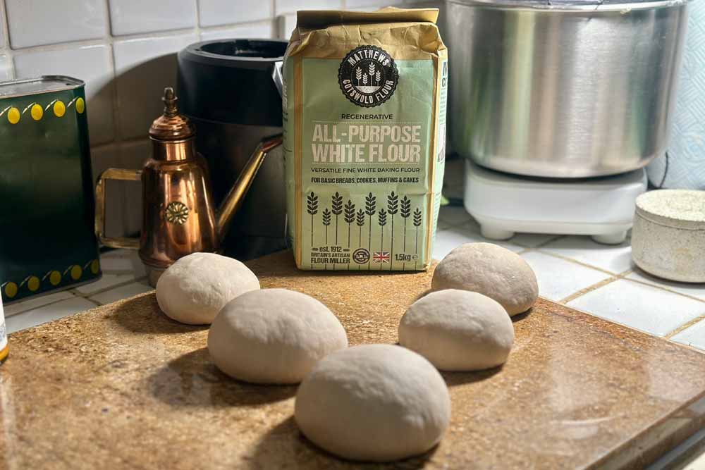Rich’s Regen Pizza Sarnies Dough Recipe – Cotswold Flour