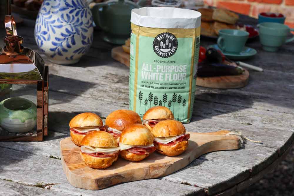 Easy Brioche Slider Bun Recipe – Cotswold Flour