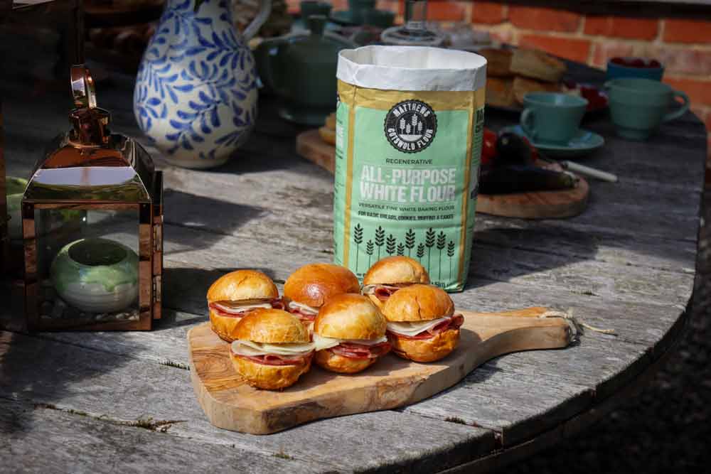 Easy Brioche Slider Bun Recipe – Cotswold Flour